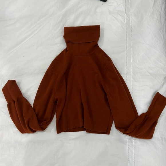 Aritzia | Sweaters | Aritzia Wilfred Rebecca Sweater Copper Color Size ...